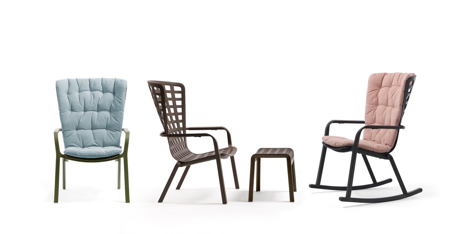 Nardi presents Folio, a sheet of resin for the new outdoor armchair