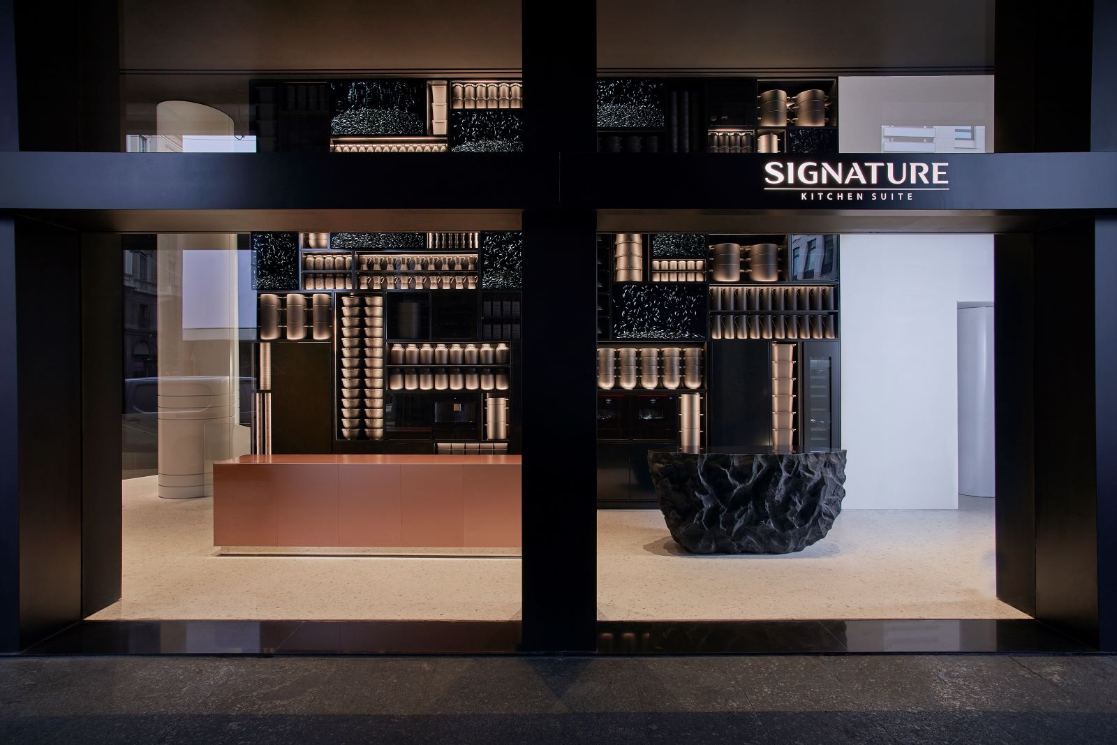 Signature Kitchen Suite, lo showroom europeo tra design e tecnologia