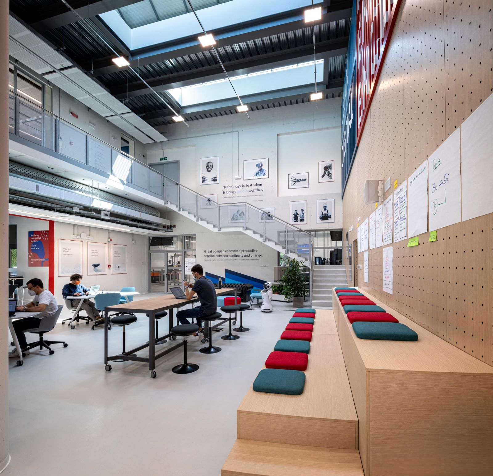 LEF - your digital revolution, DEGW designs the new headquarters for ...