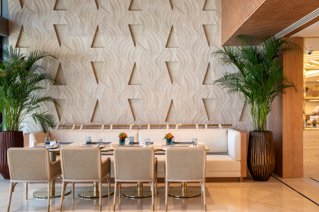 Il progetto di interior di Lithos Design per The Palm a Dubai