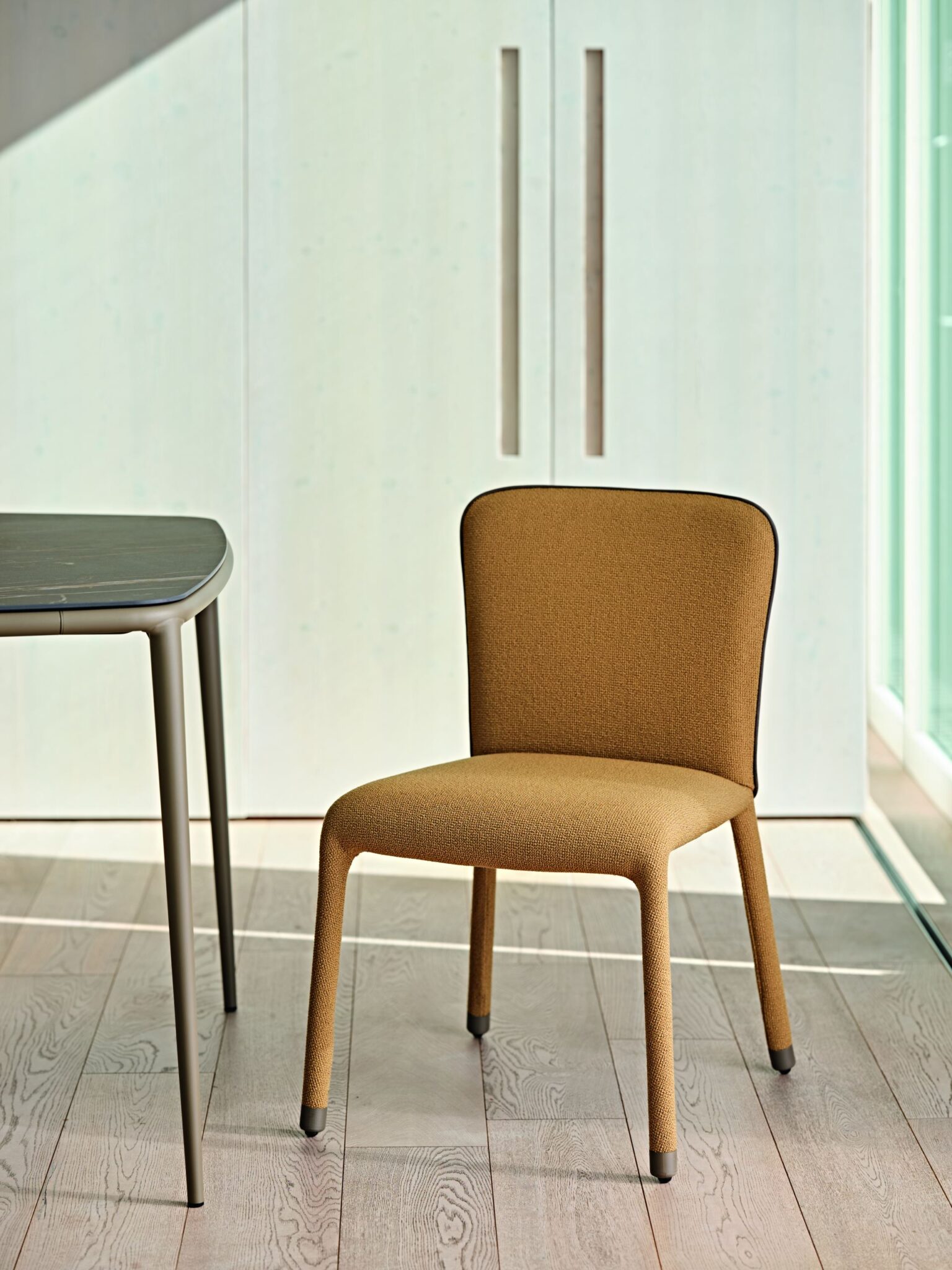 S1, la nuova sedia di Paola Navone per MIDJ