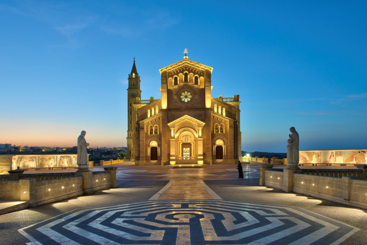 Light Design Solution illumina la Basilica di Malta