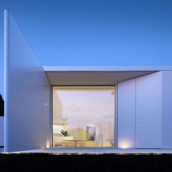 Villa Pinwheel, JM Architecture designs a vacation home on Lake Maggiore