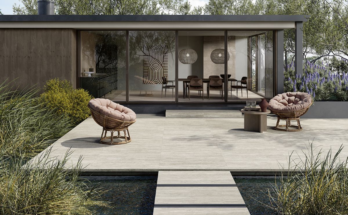 Pastorelli rivisita il Travertino nella collezione New Classic