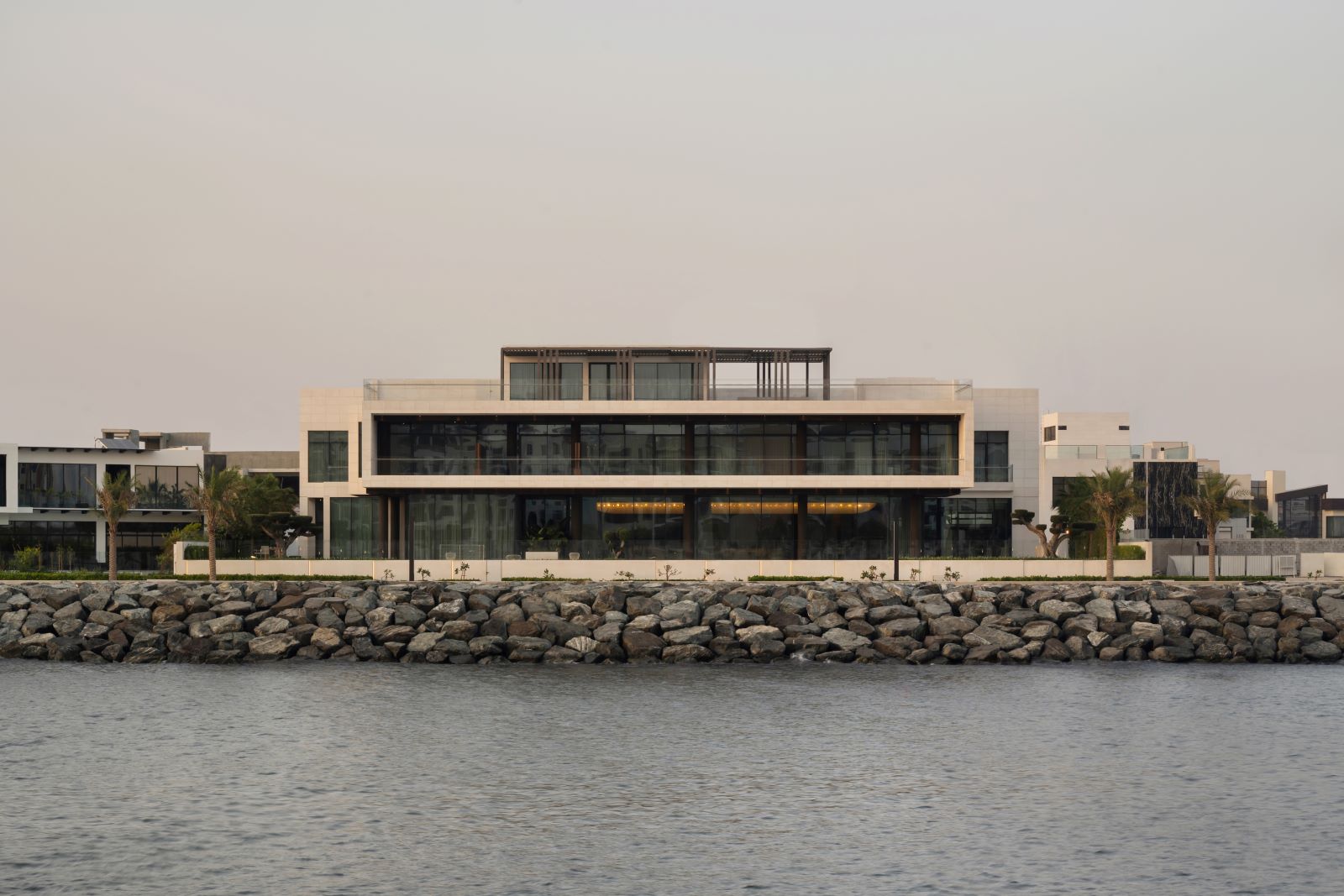 Villa ABK, the sculptural residence by MMA Projects in Dubai