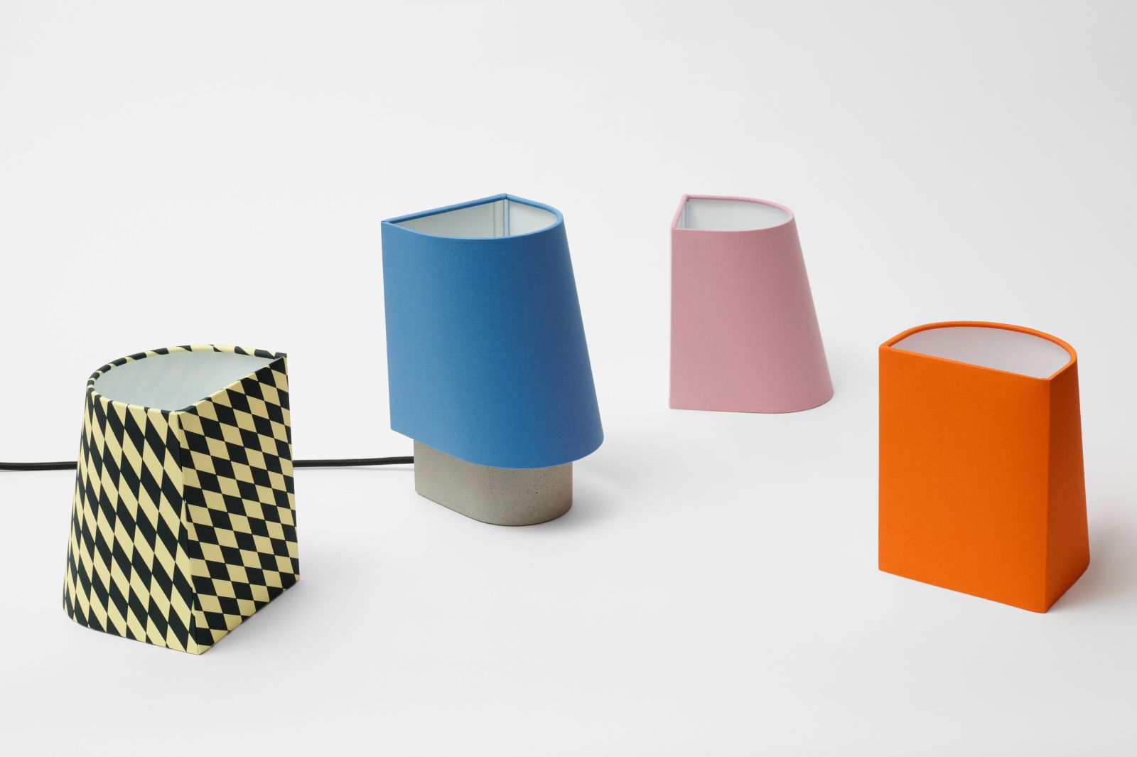 Arthur Arbesser presents the Huf lamp designed for Servomuto