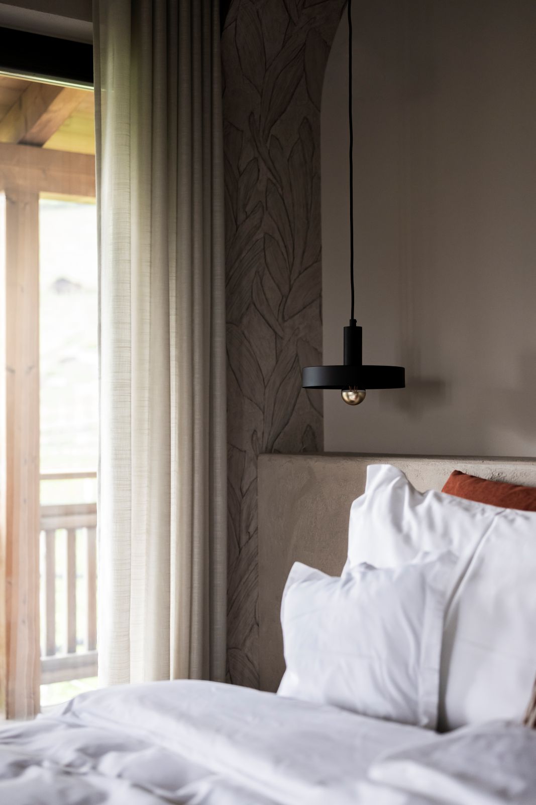 Nutzhof: NOA designs 13 apartments where wellness dissolves boundaries